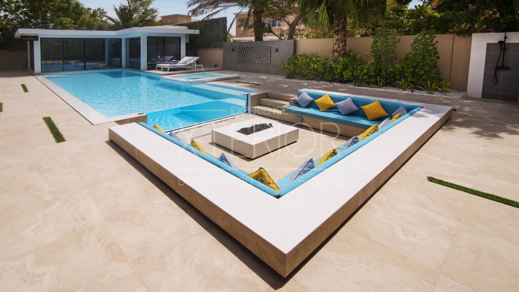 MyAcrylic Pool - Transparent acrylic walls for your pool!